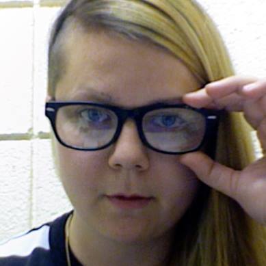 Caroline Manring’s "Manual for Extinction" reviewed by Julia Madsen